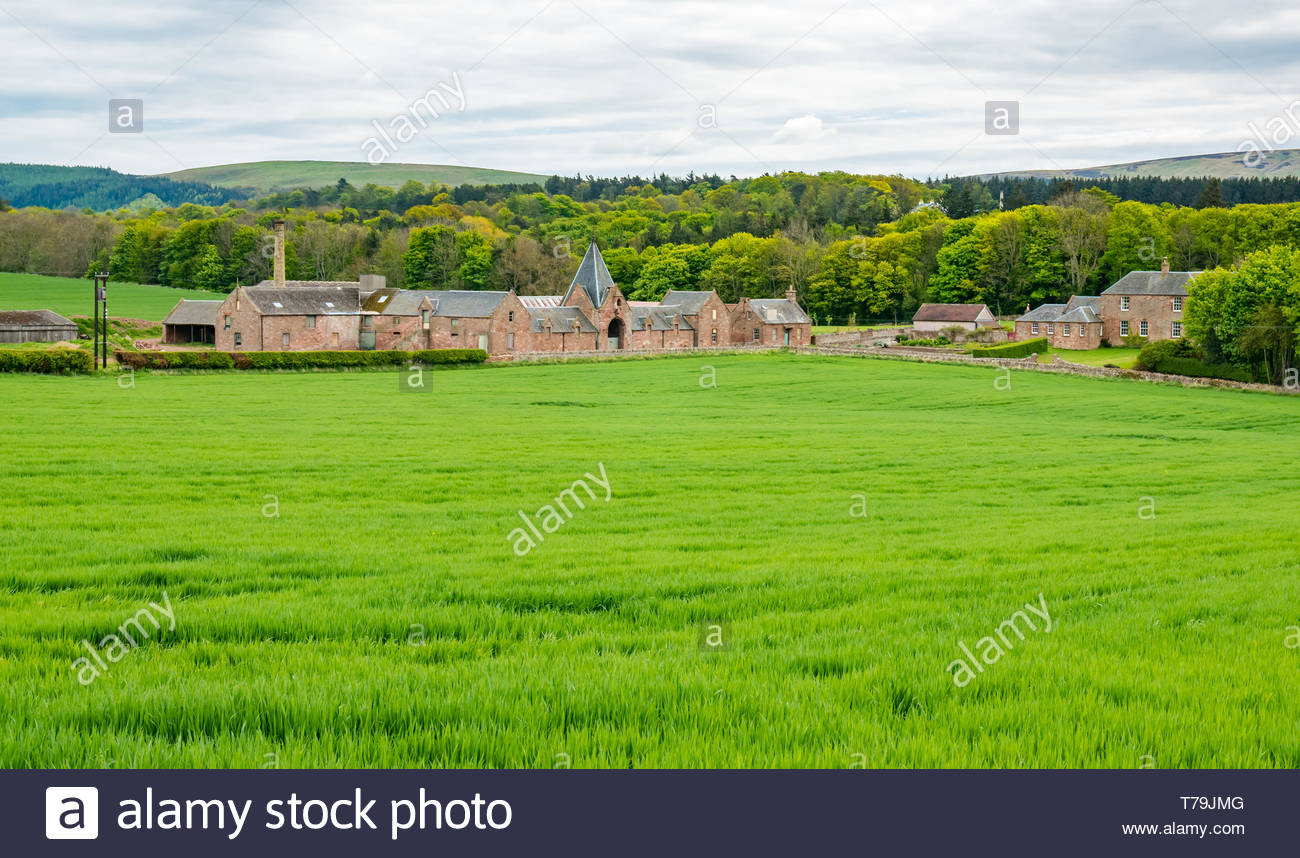 Victorian Farmhouse High Resolution Stock Photography and Images - Alamy