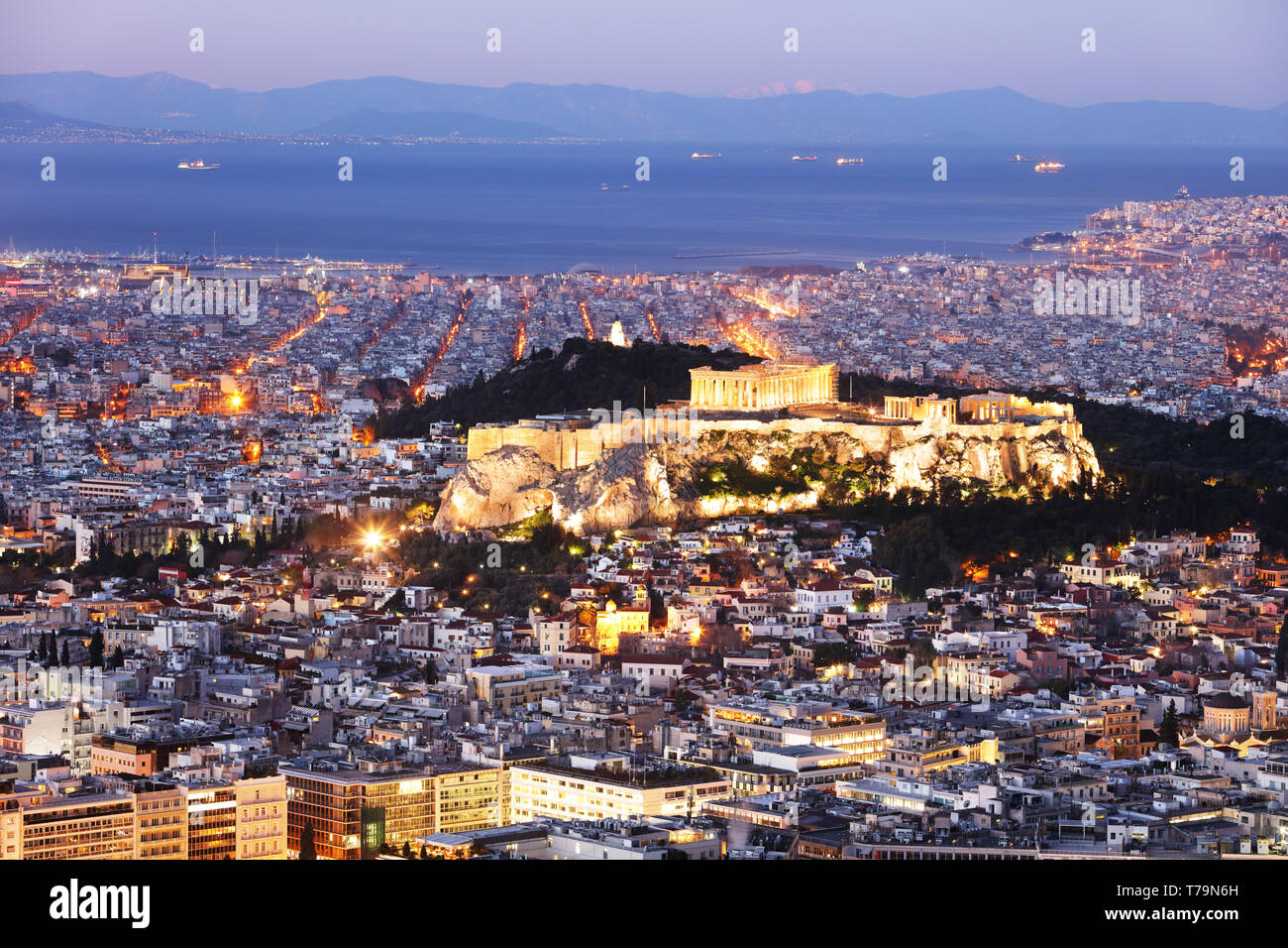 Athens skyline panorama with Acropolis in Greece from peak Lycabettus at night Stock Photo - Alamy