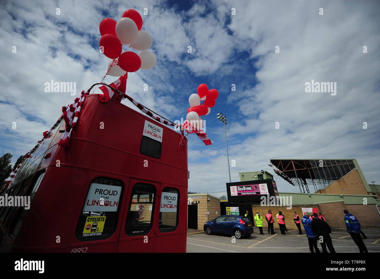 The player's bus before the victory parade through Lincoln City centre ...