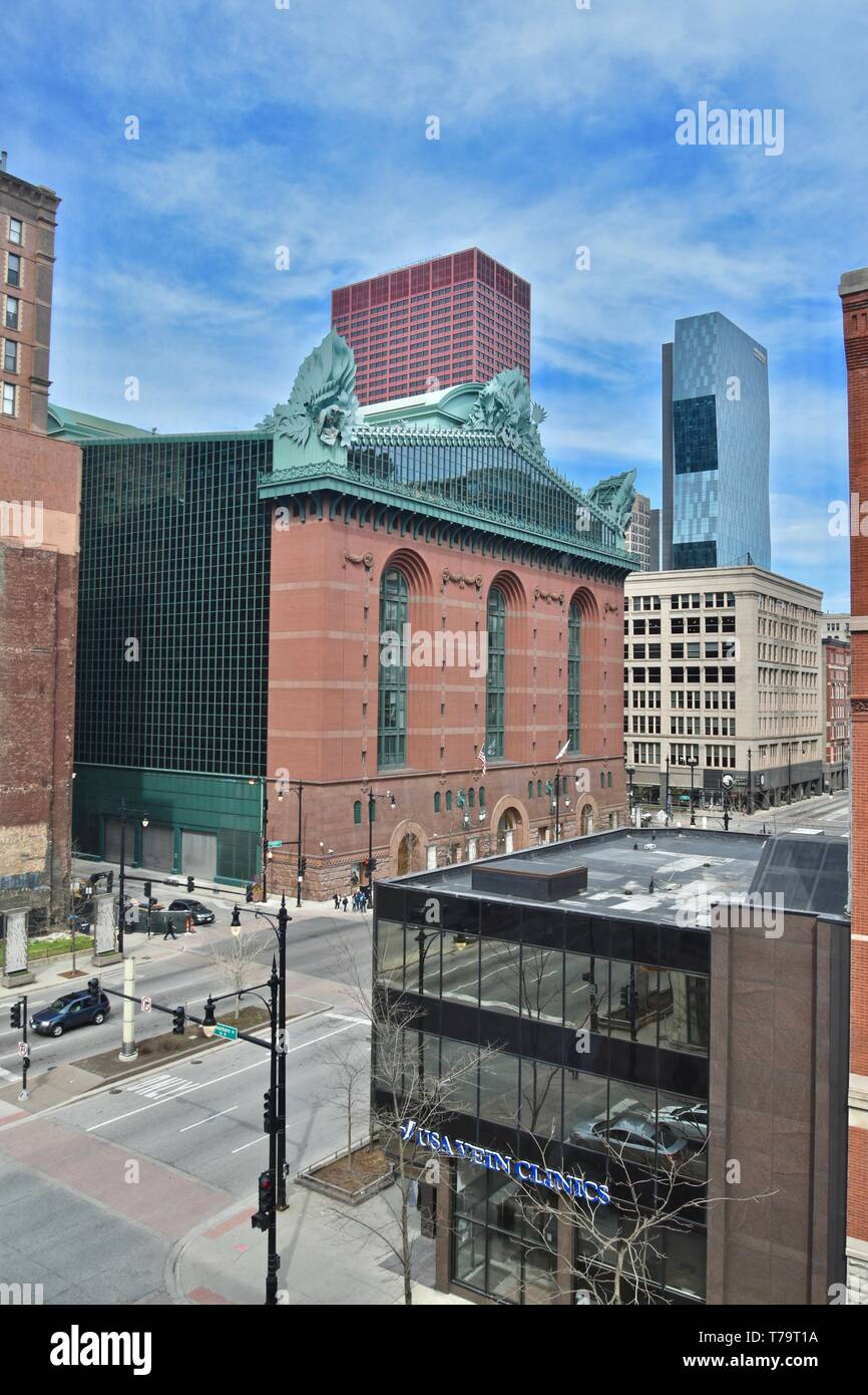 Harold Washington Library, the central Chicago Public Library, Chicago ...