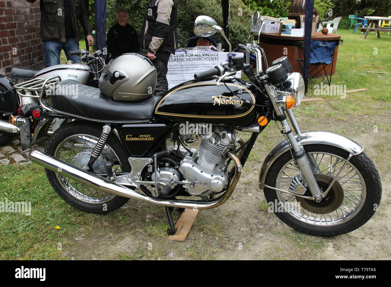 Norton Commando 850