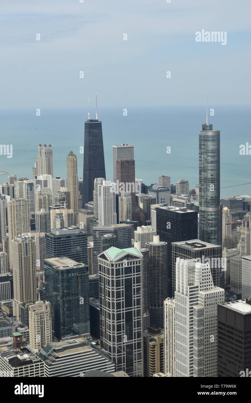 The view of Chicago from atop the Willis Tower, central Loop, Chicago ...