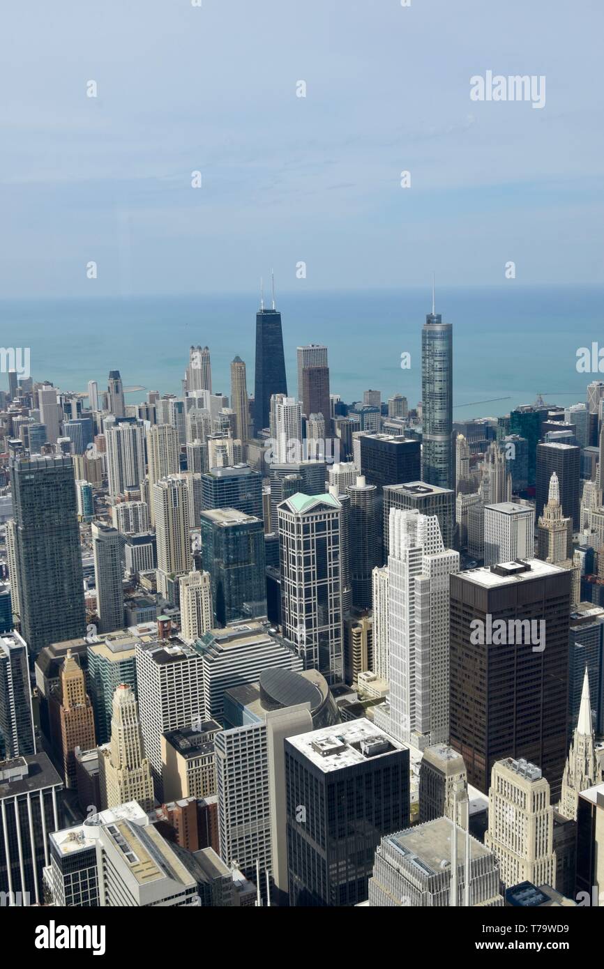 The view of Chicago from atop the Willis Tower, central Loop, Chicago ...