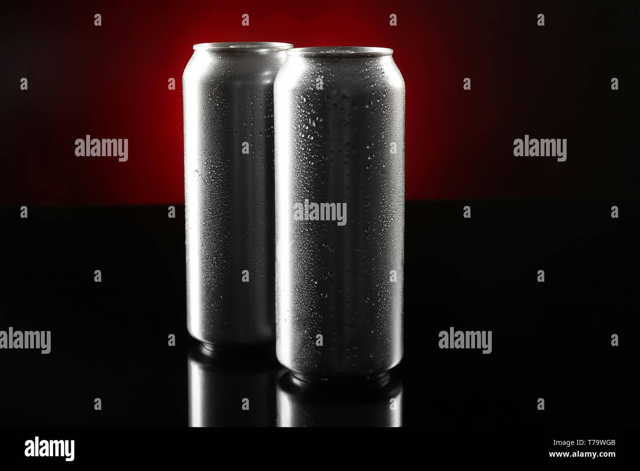 Beer in aluminum cans hi-res stock photography and images - Alamy