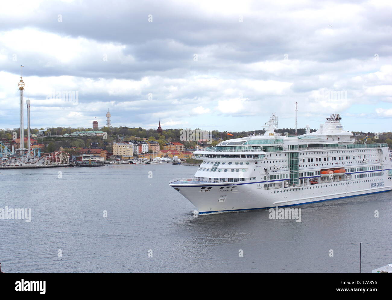 Stockholm cruise ship hi-res stock photography and images - Alamy