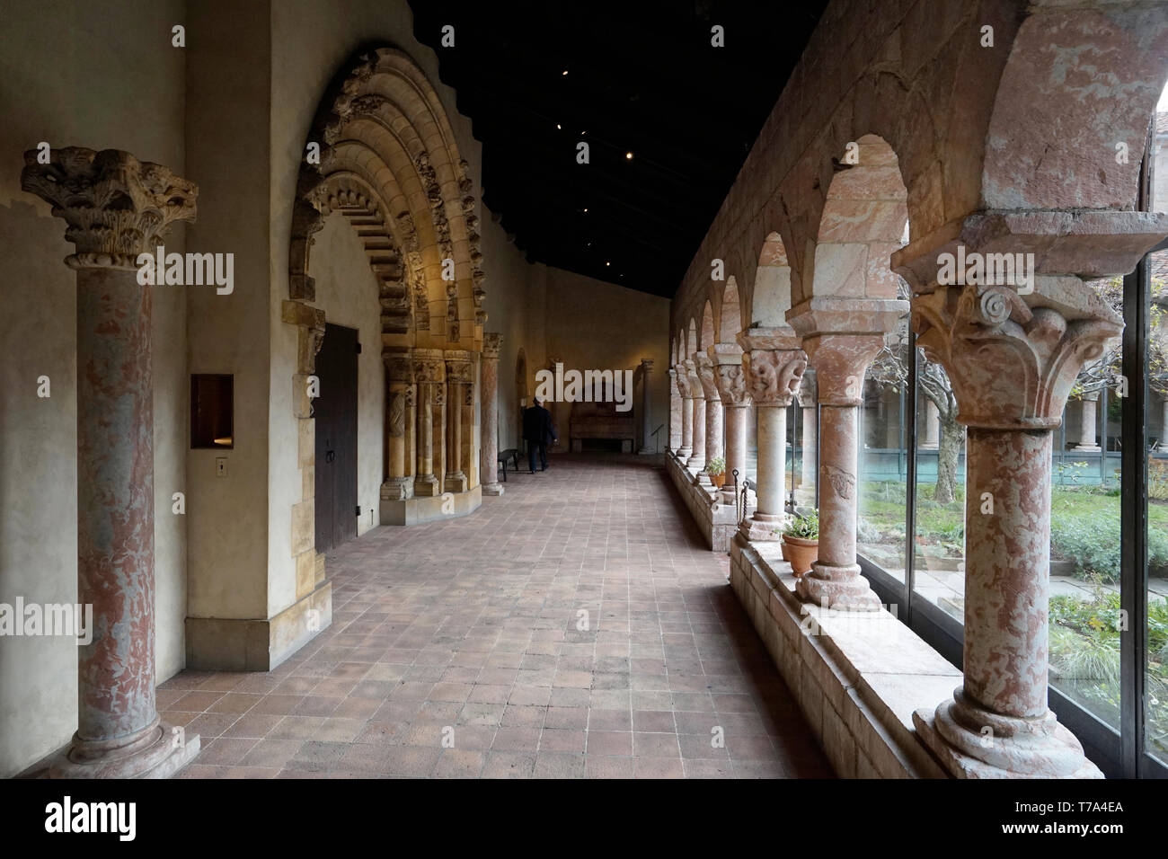 The Cuxa cloisters the centerpice of Met Cloisters Museum.Metropolitan ...