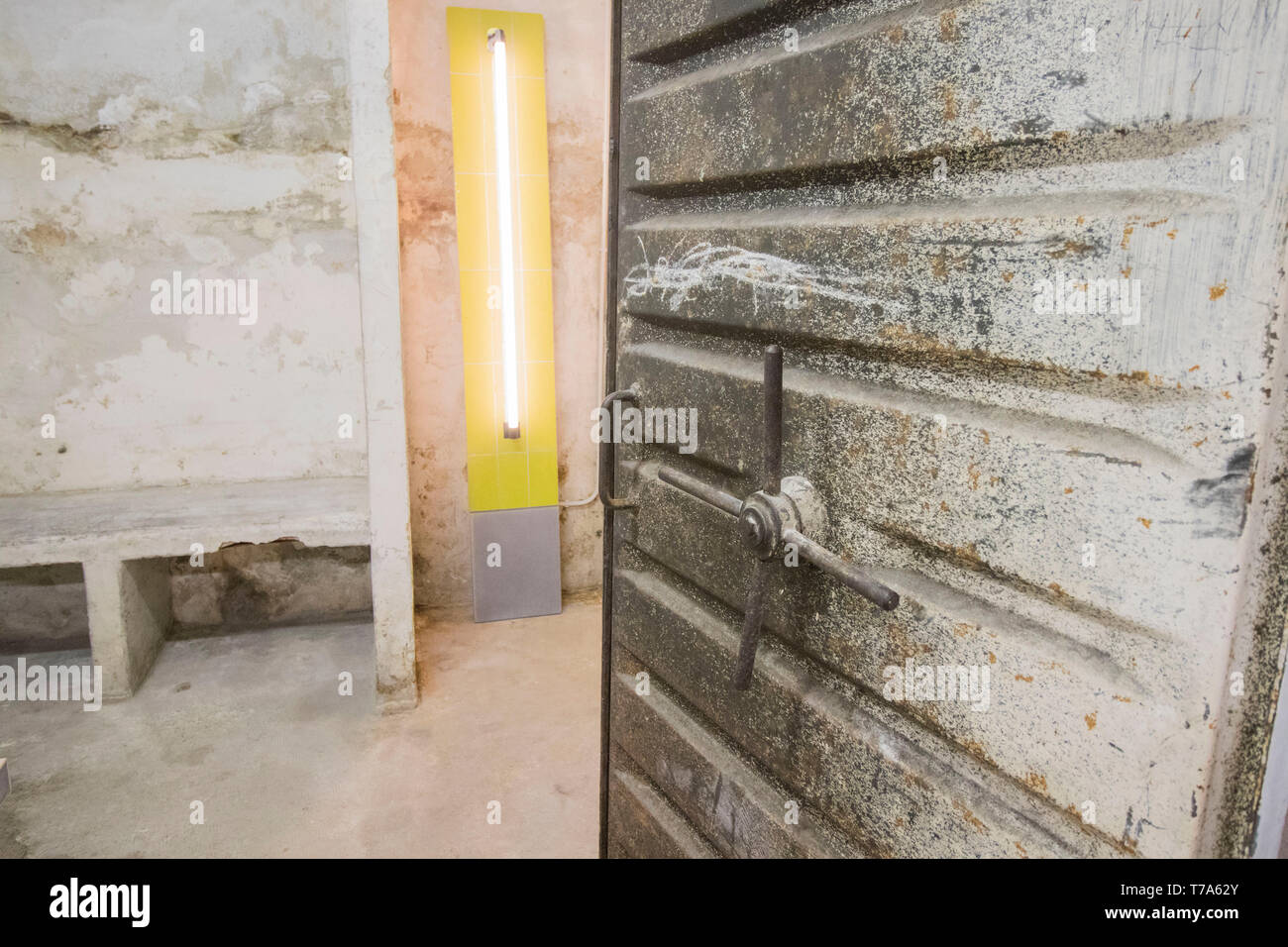 Street light open space hi-res stock photography and images - Alamy