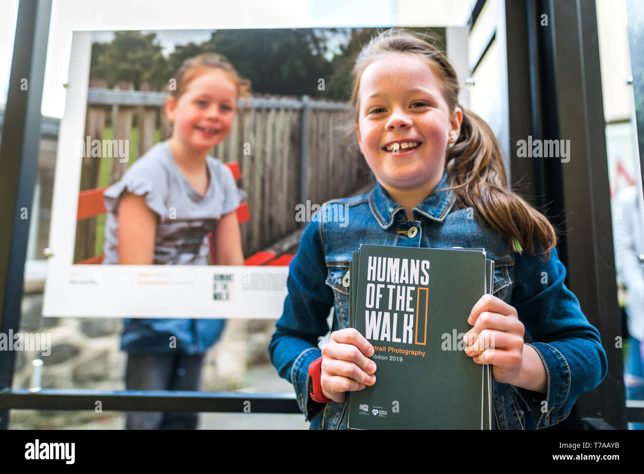 Sun 5 May 2019. Edinburgh, UK. Young model Ailsa stands in front of her ...