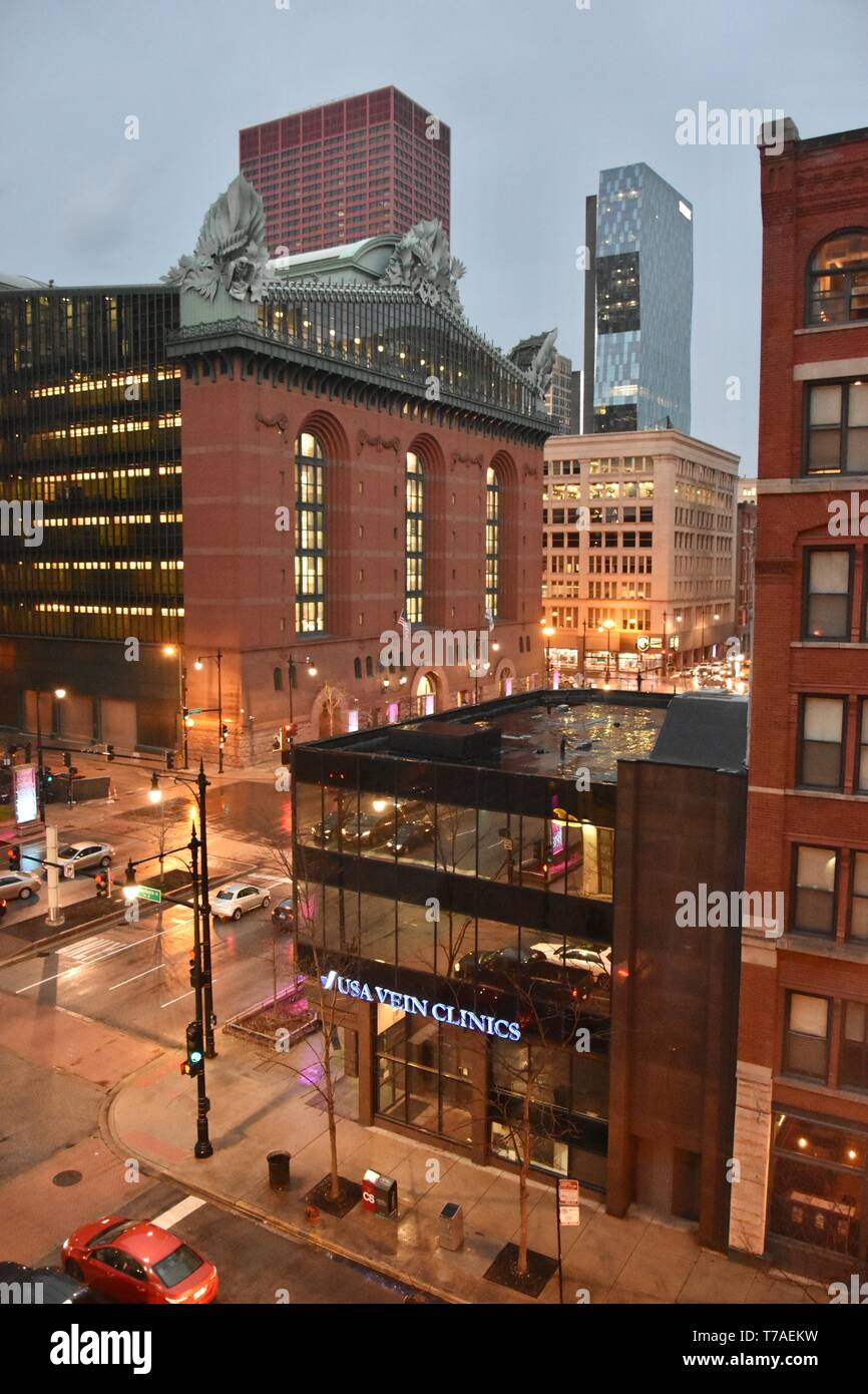 Harold Washington Library, the central Chicago Public Library, Chicago ...