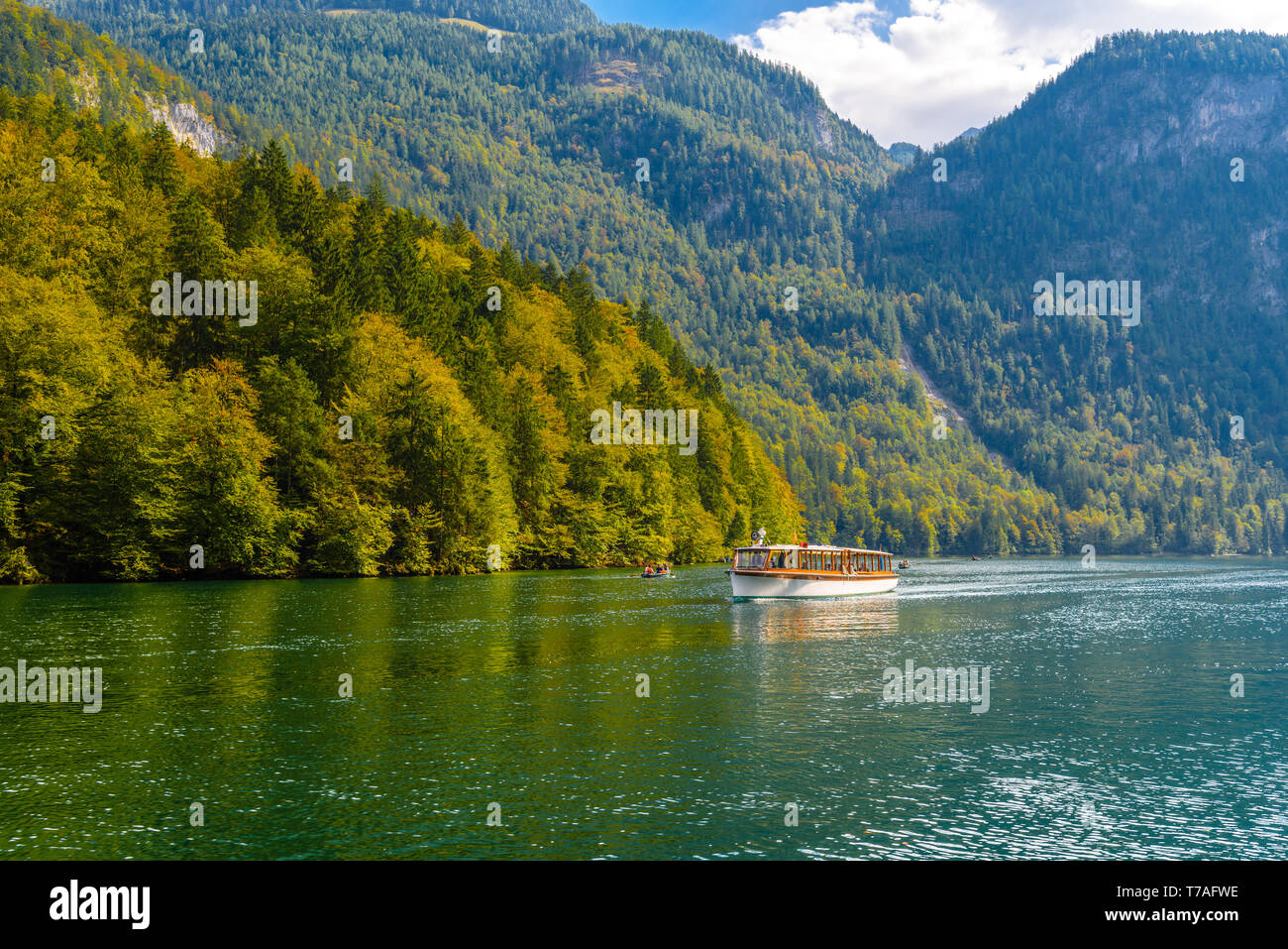 Electric boat in Schoenau am Koenigssee, Konigsee, Berchtesgaden ...