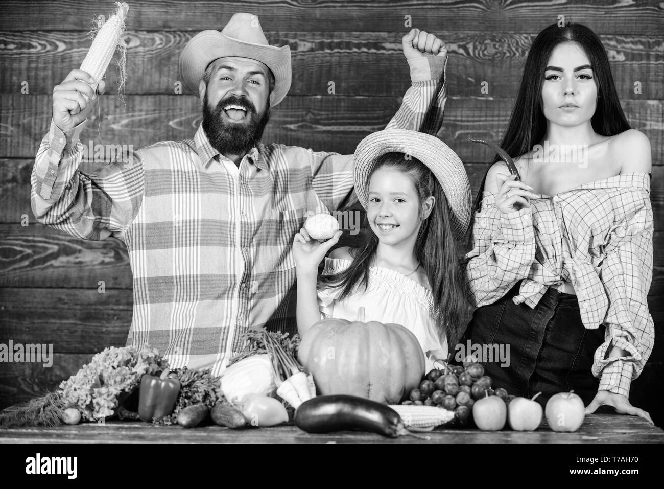 Countryside family lifestyle. Farm market with fall harvest. Family ...