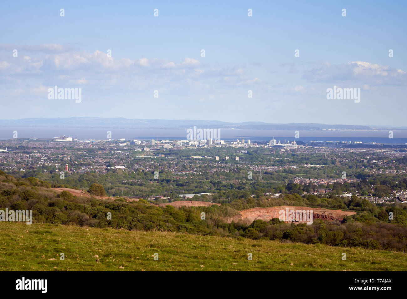 Welsh farm land hi-res stock photography and images - Alamy