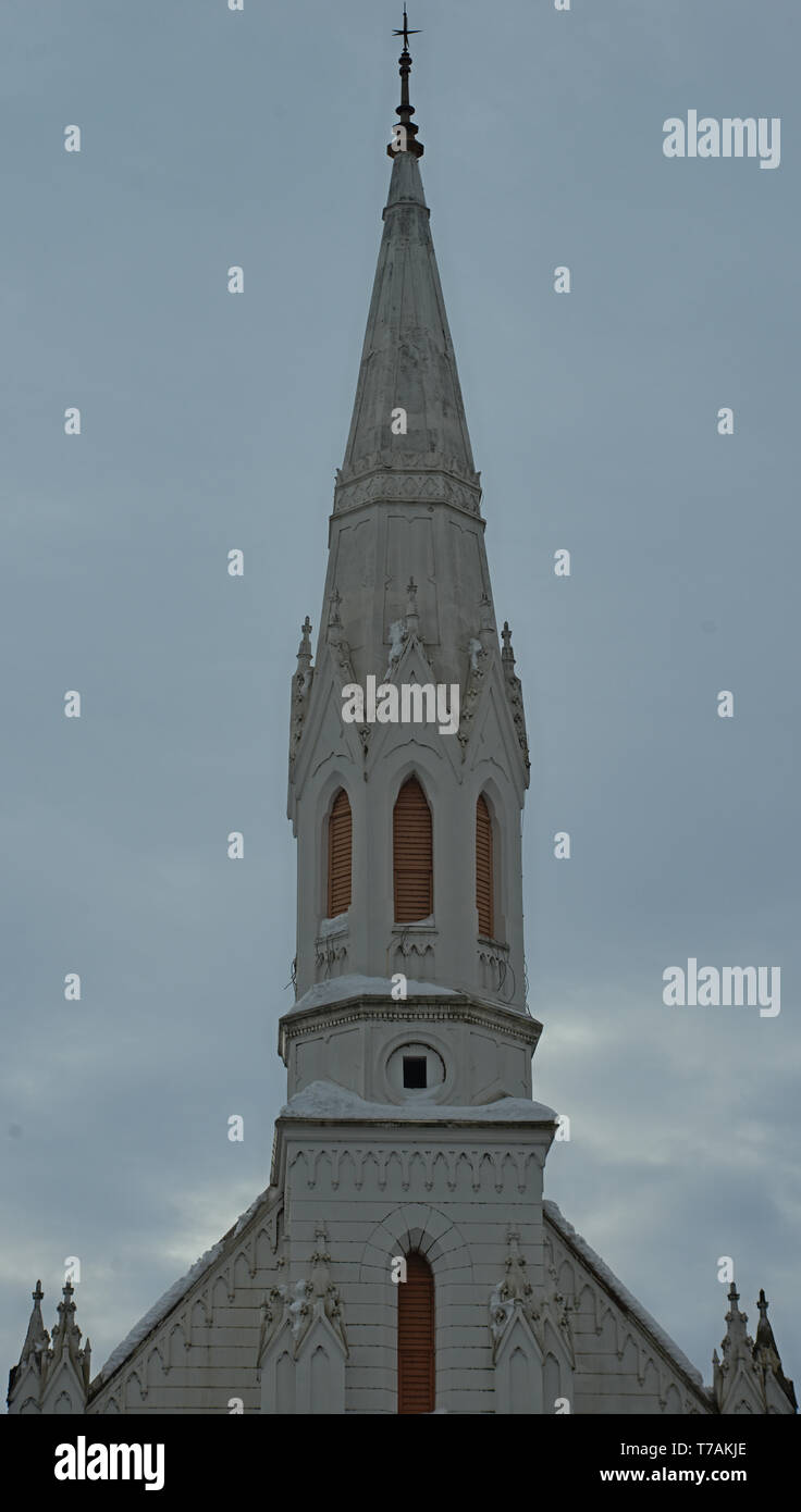 White tower chapel hi-res stock photography and images - Alamy