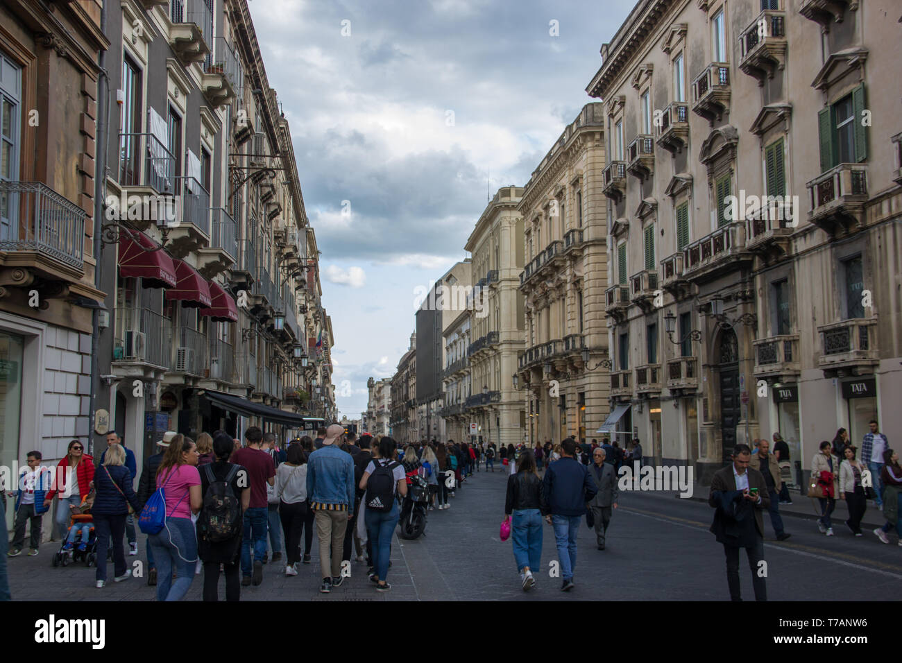 Catania center hi-res stock photography and images - Alamy