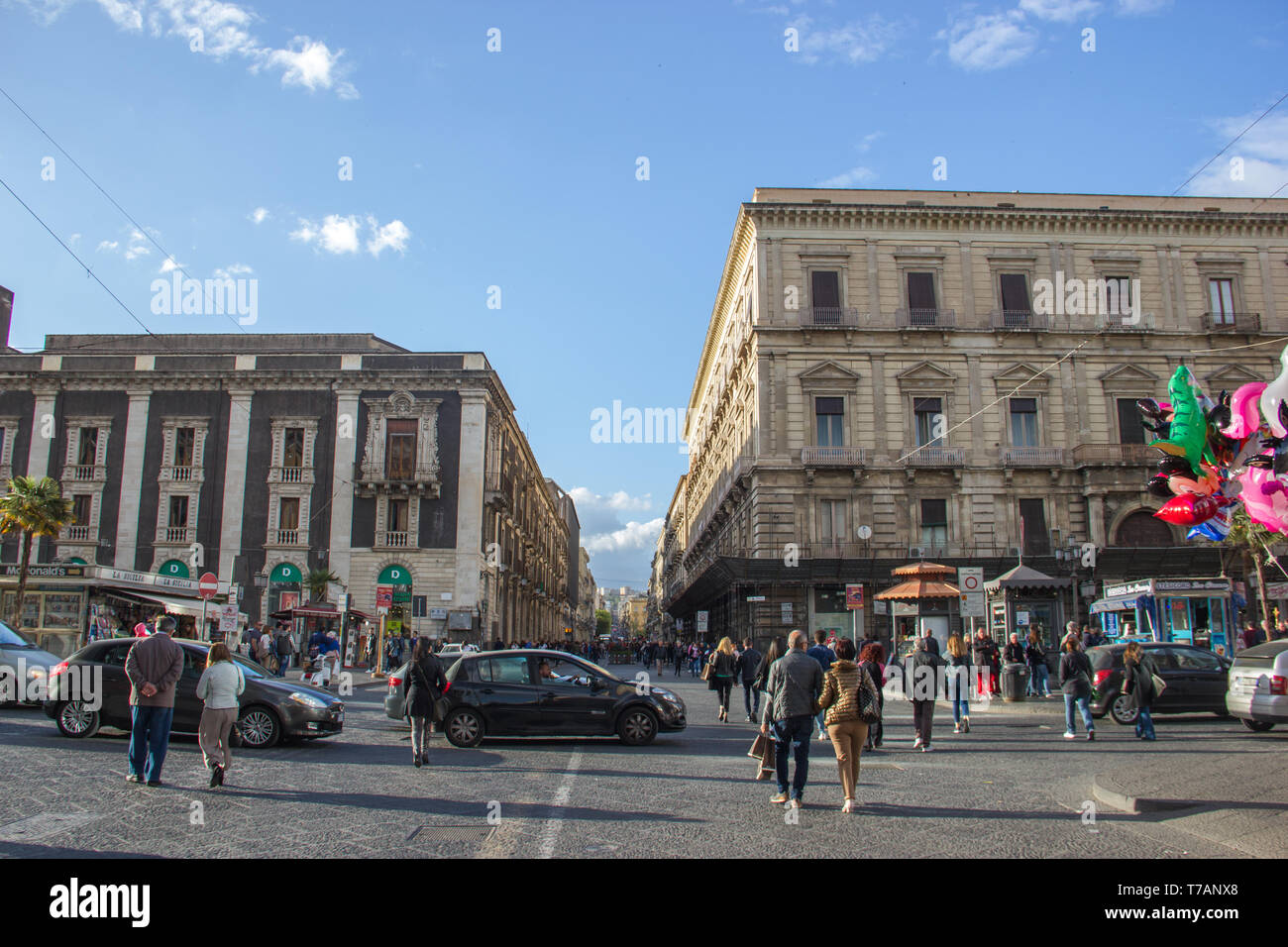 Catania via etnea street view from central square, walking people and ...