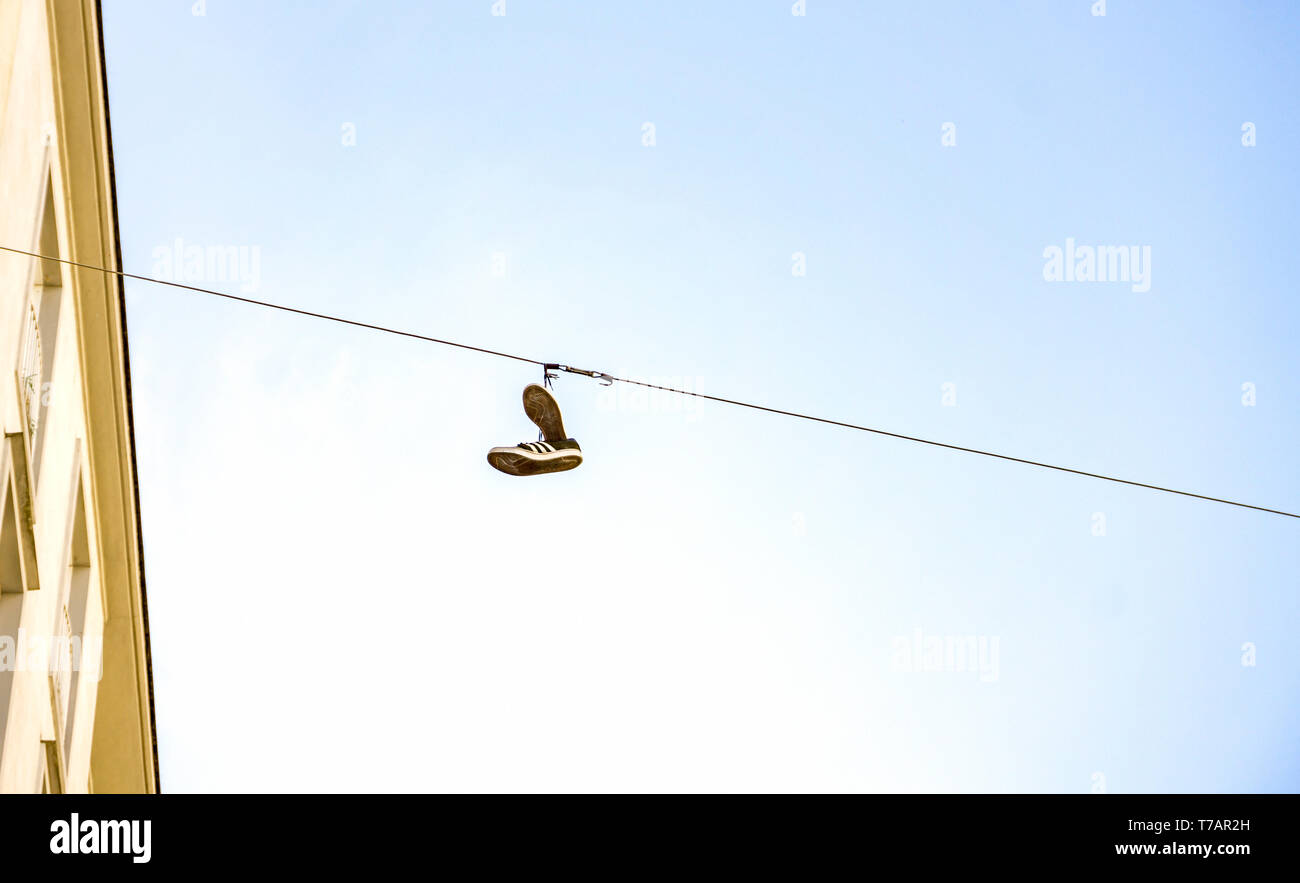 Cable shoe hi-res stock photography and images - Alamy