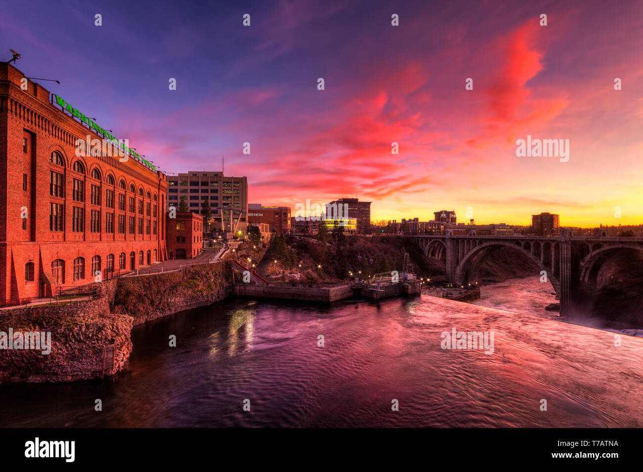 Spokane falls hi-res stock photography and images - Alamy