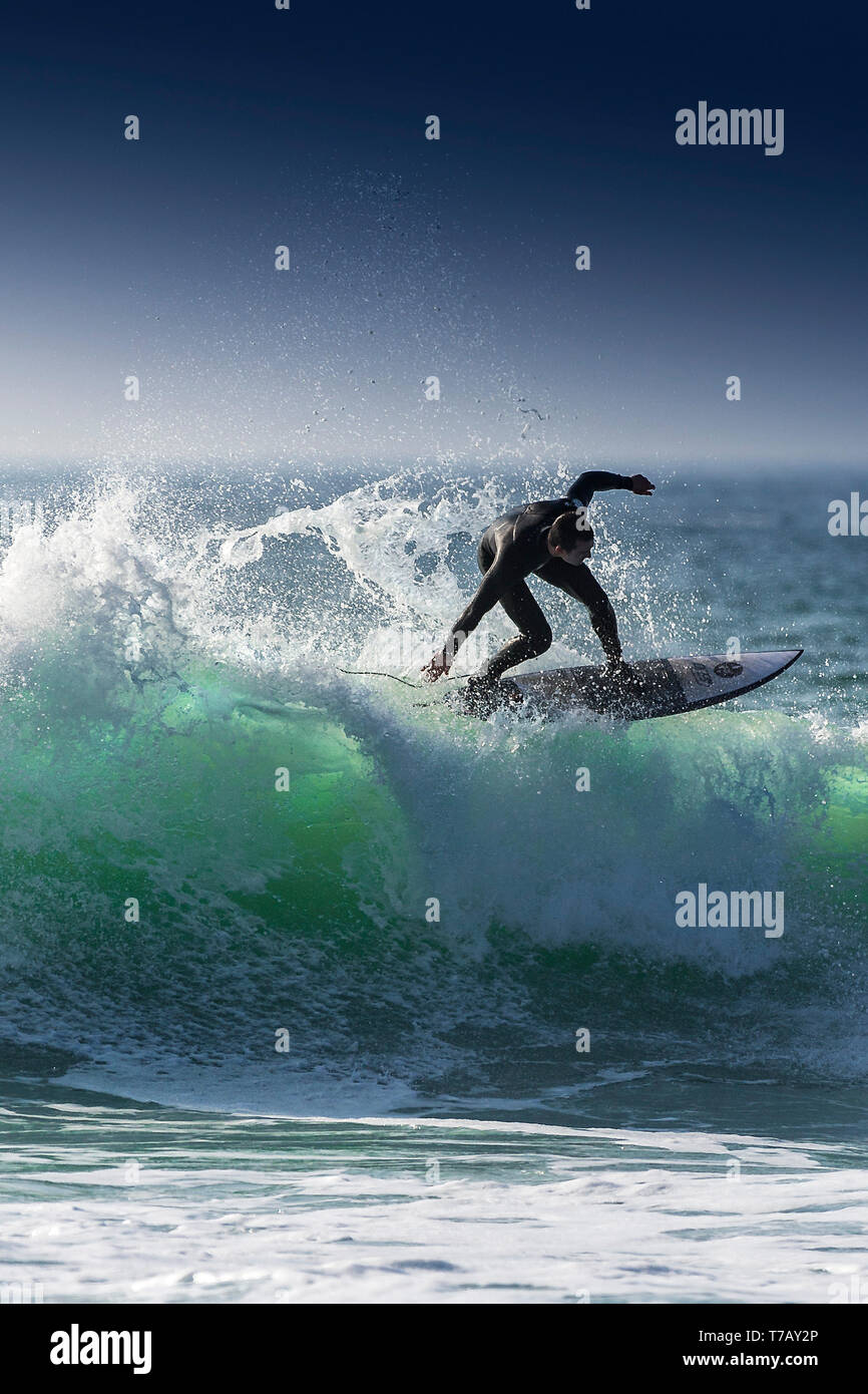 Spectacular surfing action at popular surfing hotspot Fistral beach in ...