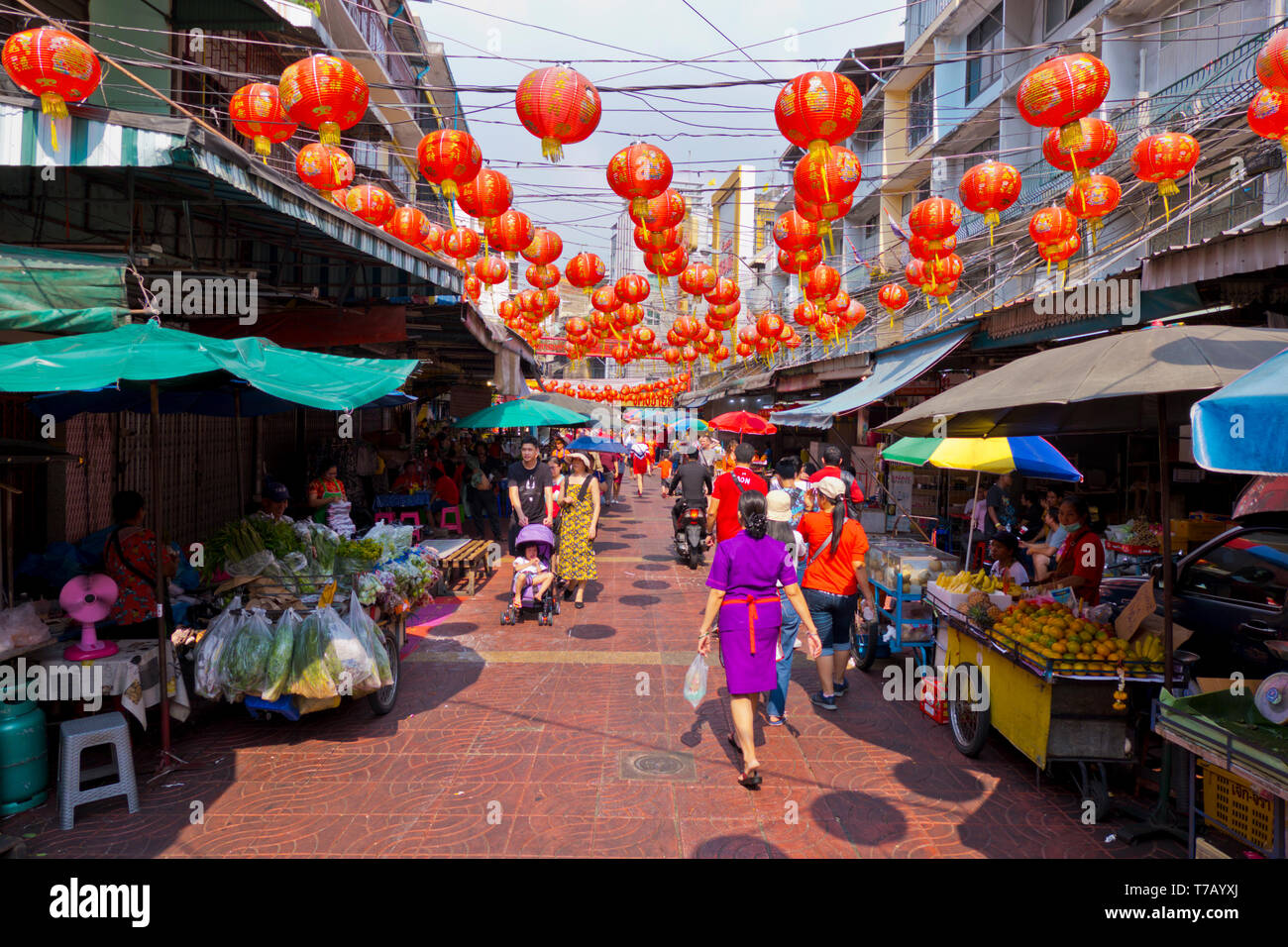 Talat Mai, Soi Yaowarat 6, Chinatown, Bangkok, Thailand Stock Photo - Alamy