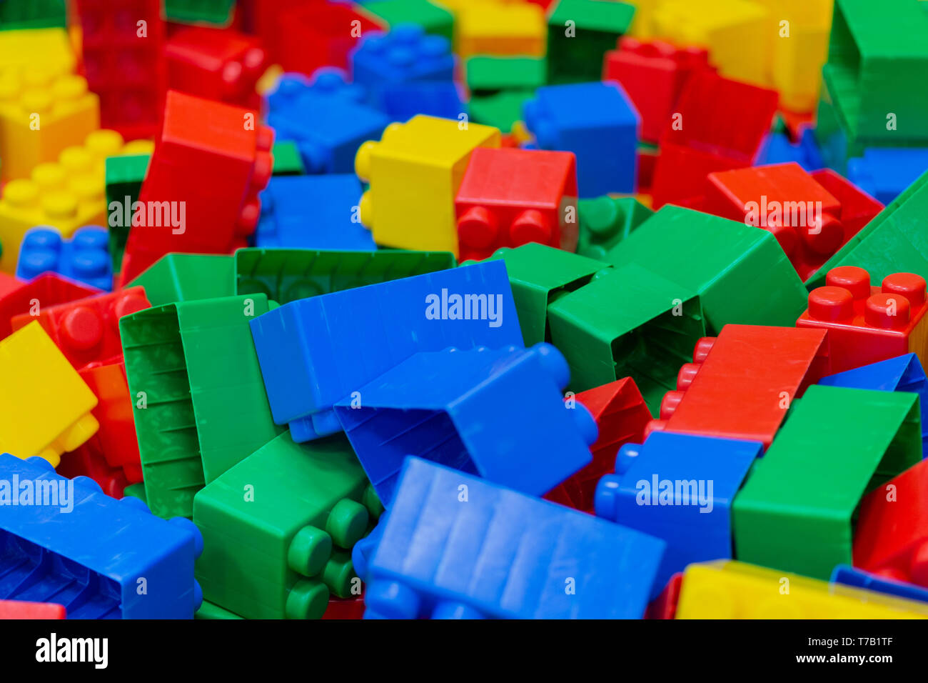 Building blocks background hi-res stock photography and images - Alamy