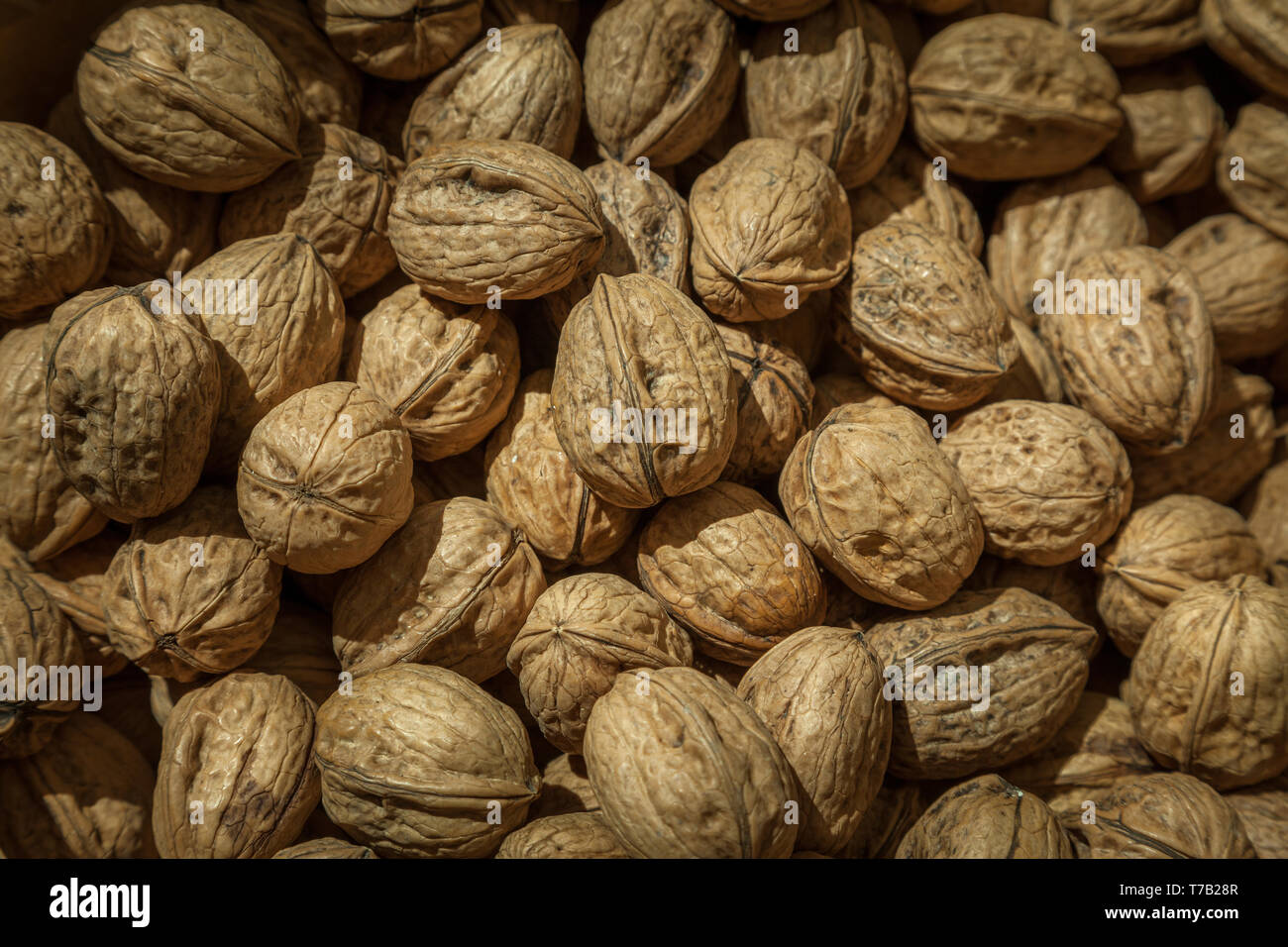 dried walnuts in market Stock Photo - Alamy