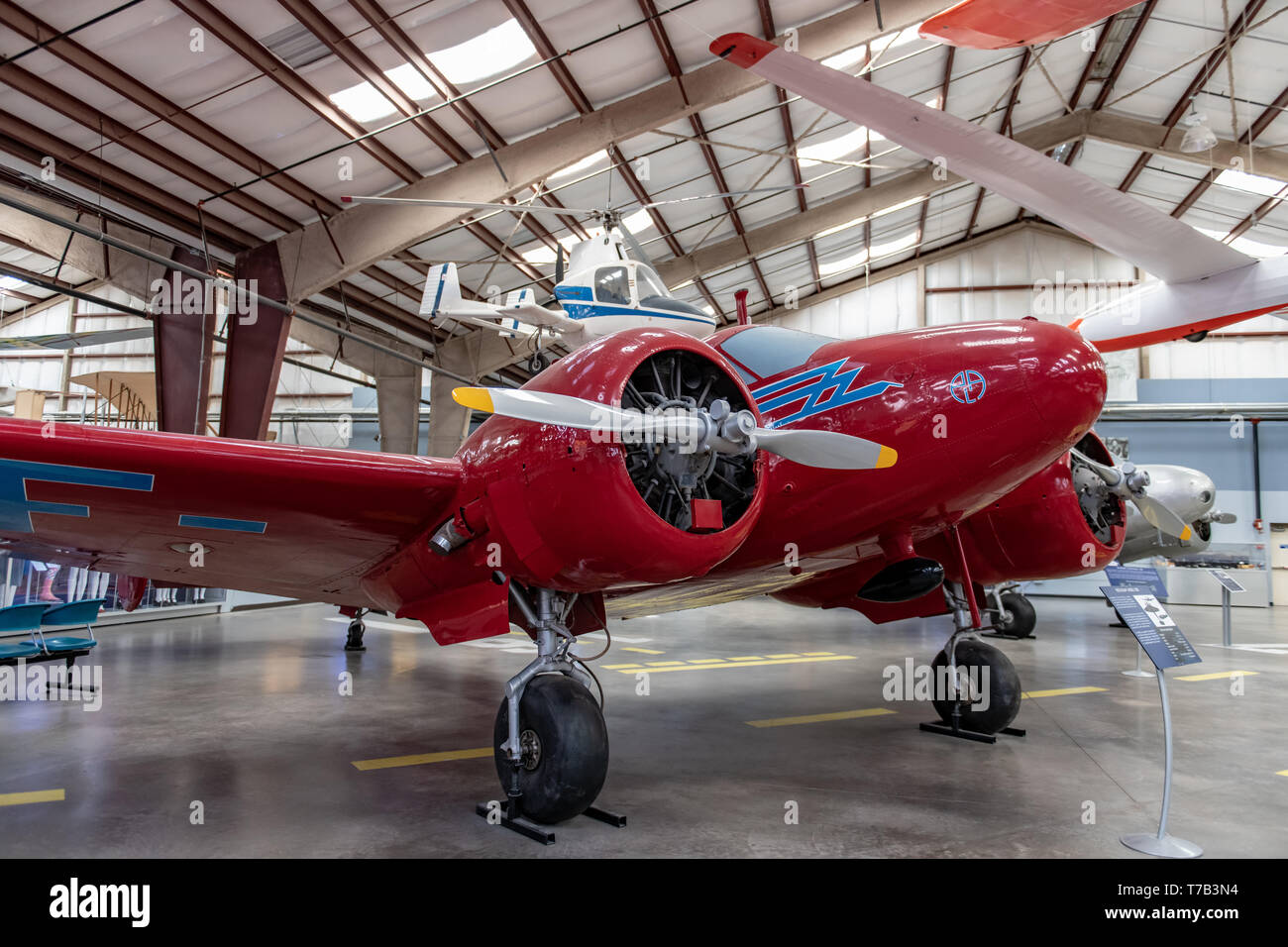 Beechcraft S18D (Commercial Aircraft) Pima Air & Space Museum in Tucson ...