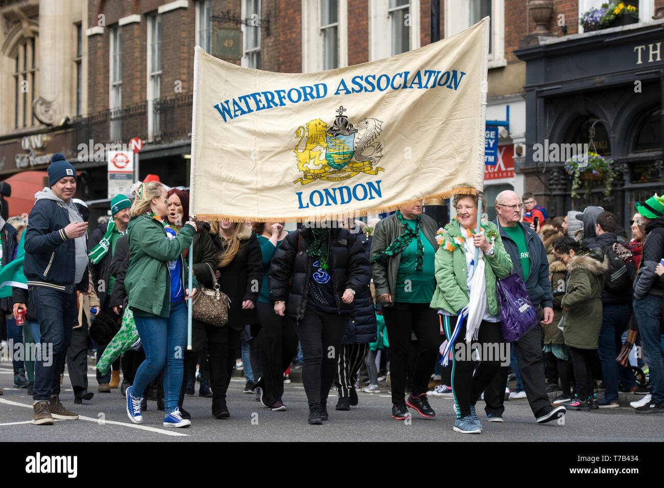St Patricks day parade. London, UK - 17th March 2019 Stock Photo - Alamy