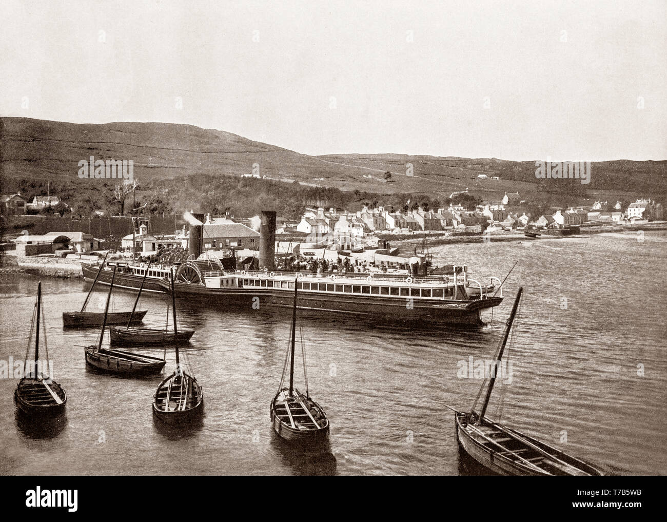 Paddle steamer 19th century hi-res stock photography and images - Alamy