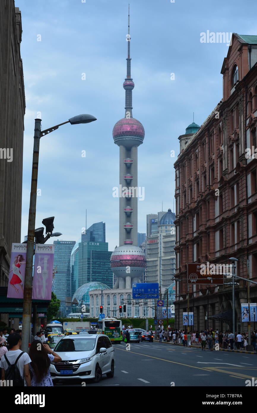 Glimpses of Nanjing East Road (Nanjing Dong Lu) in Shanghai Stock Photo ... Glimpses of Nanjing East Road (Nanjing Dong Lu) in Shanghai Stock Photo ...