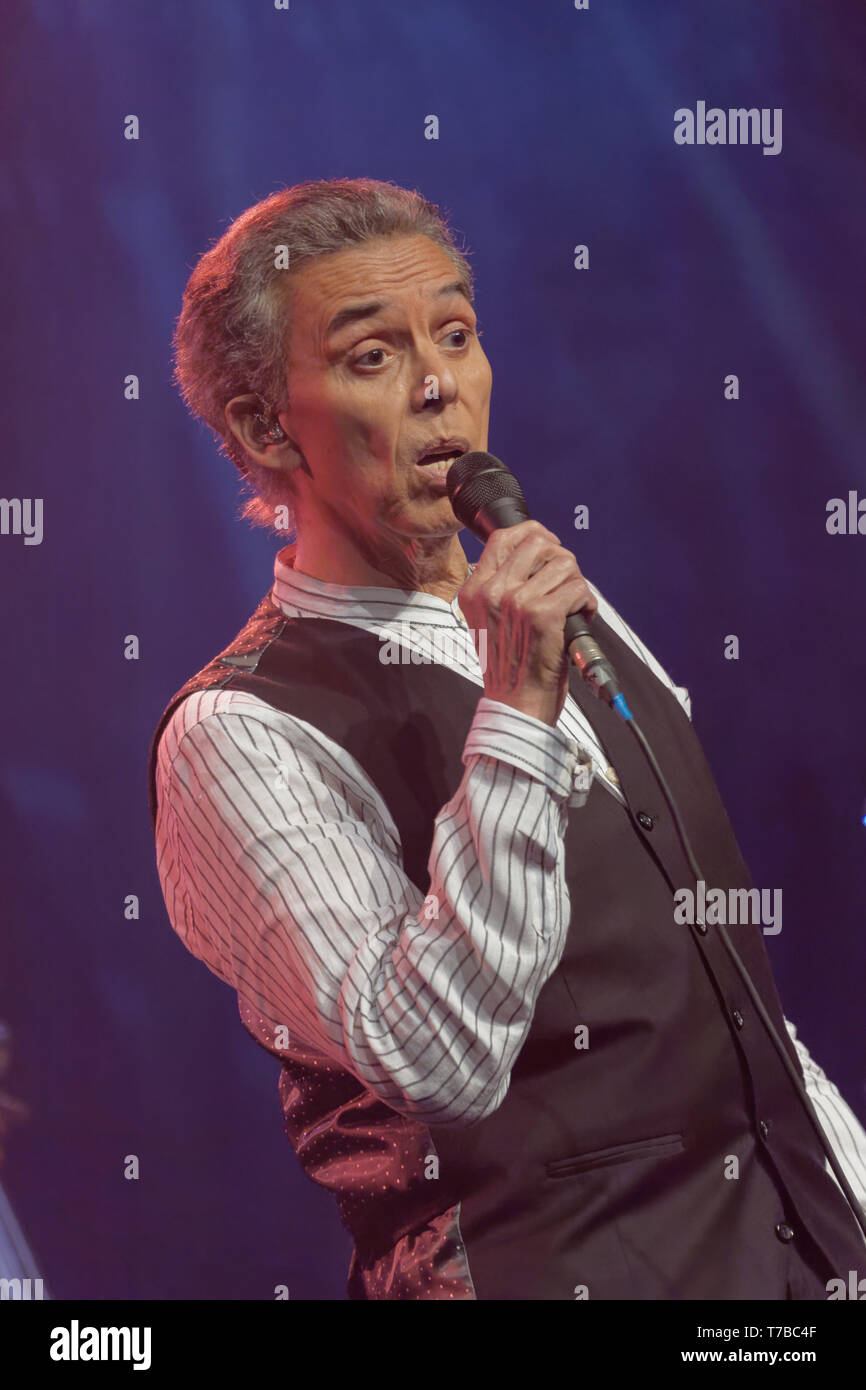 Paris, France, 5 Feb 2019. Jairo performs live at the Alhambra on ...