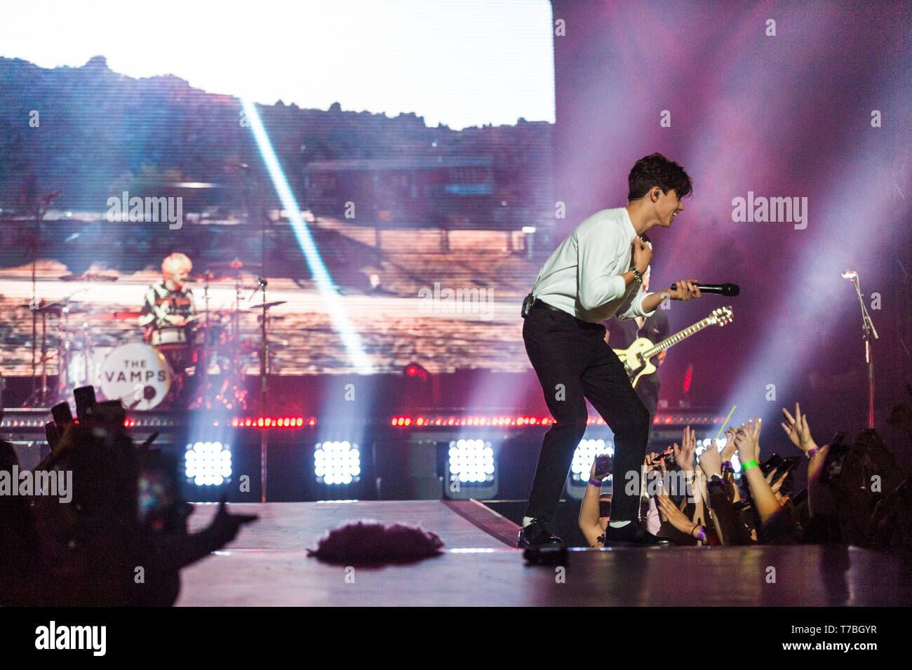 Liverpool, UK. 5th May 2019. Singer, Brad Simpson, performs with his ...