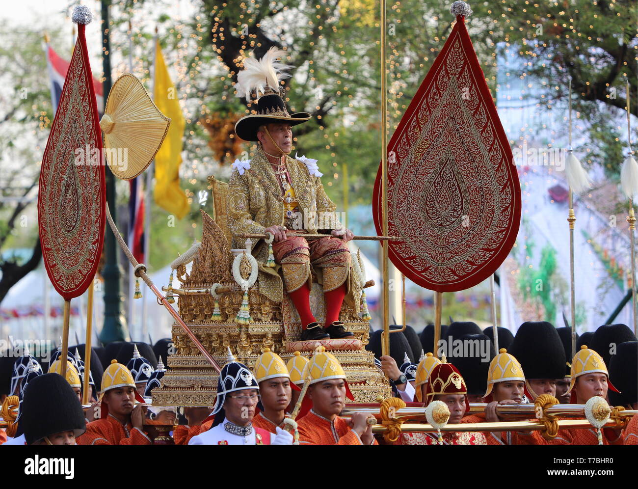King Maha Vajiralongkorn Coronation High Resolution Stock Photography ...