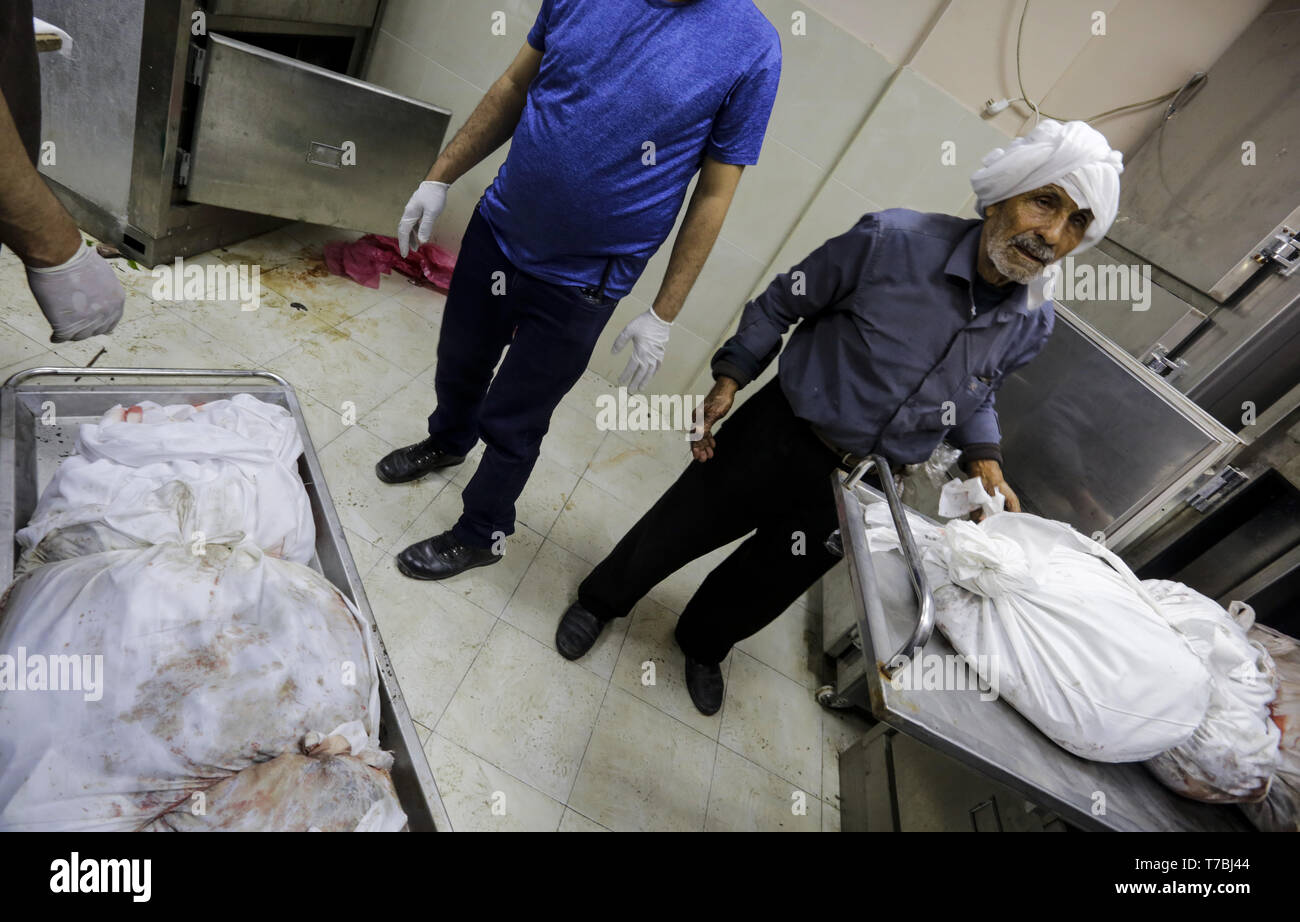 Dead Bodies In Morgue Pictures