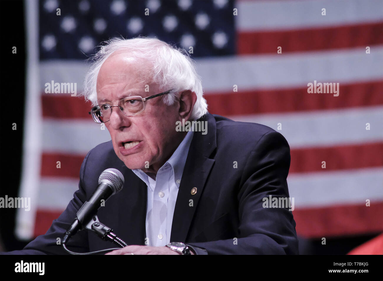 Sioux City, IOWA, USA. 5th May, 2019. U.S. Sen. BERNIE SANDERS (I-VT ...