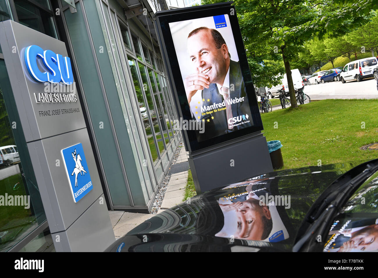 Management poster hi-res stock photography and images - Alamy