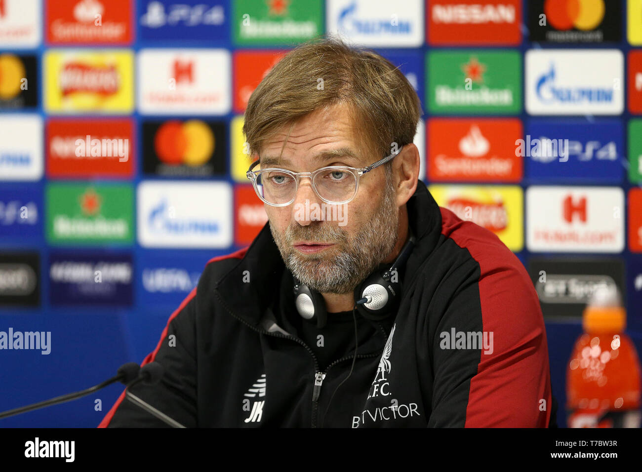 Soccer liverpool press conference anfield hi-res stock photography and ...