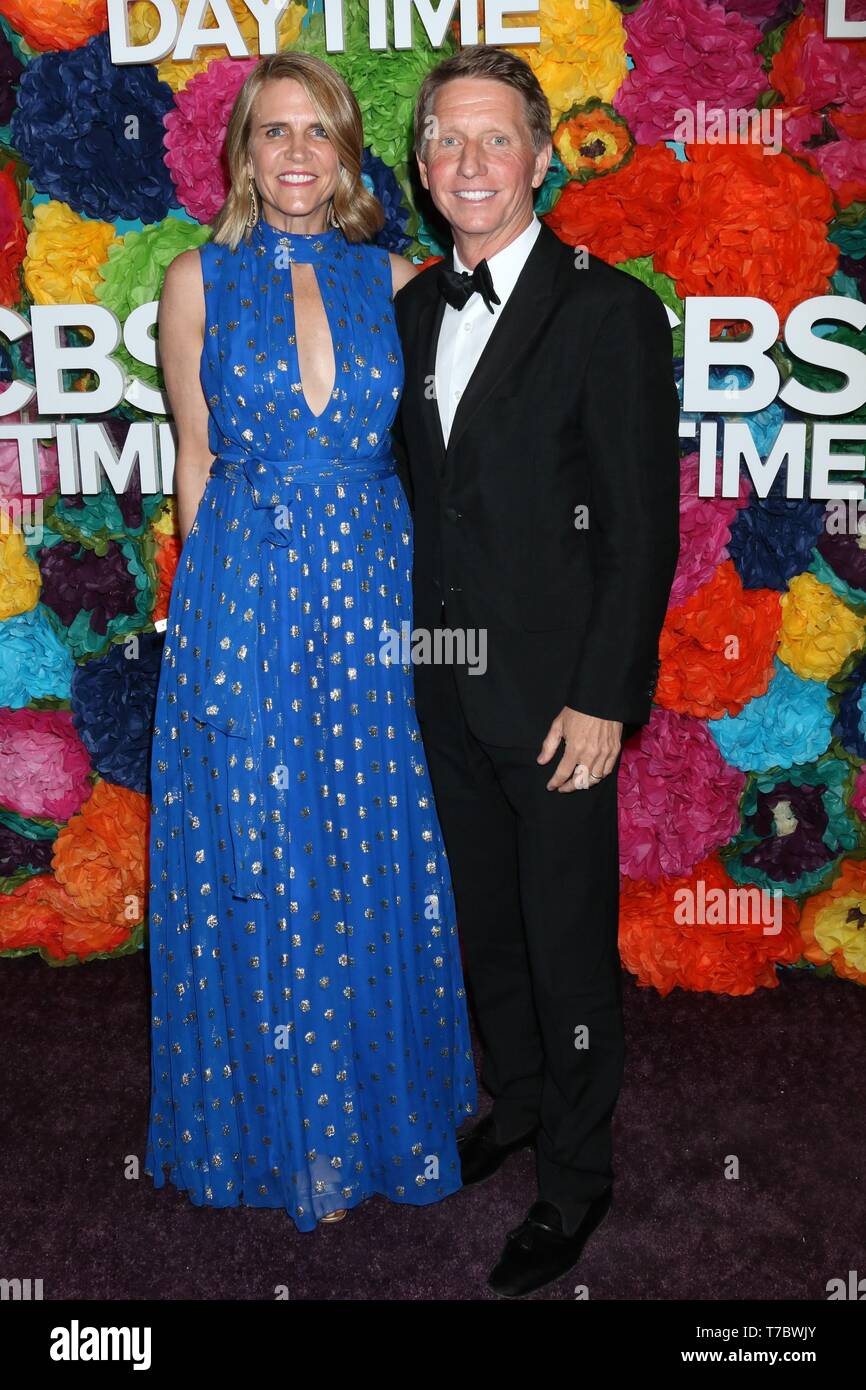 Colleen bell and bradley bell hi-res stock photography and images - Alamy