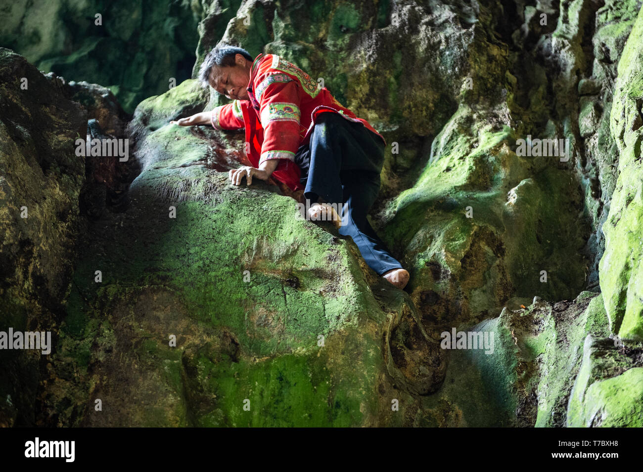Spiderman climbing hi-res stock photography and images - Alamy
