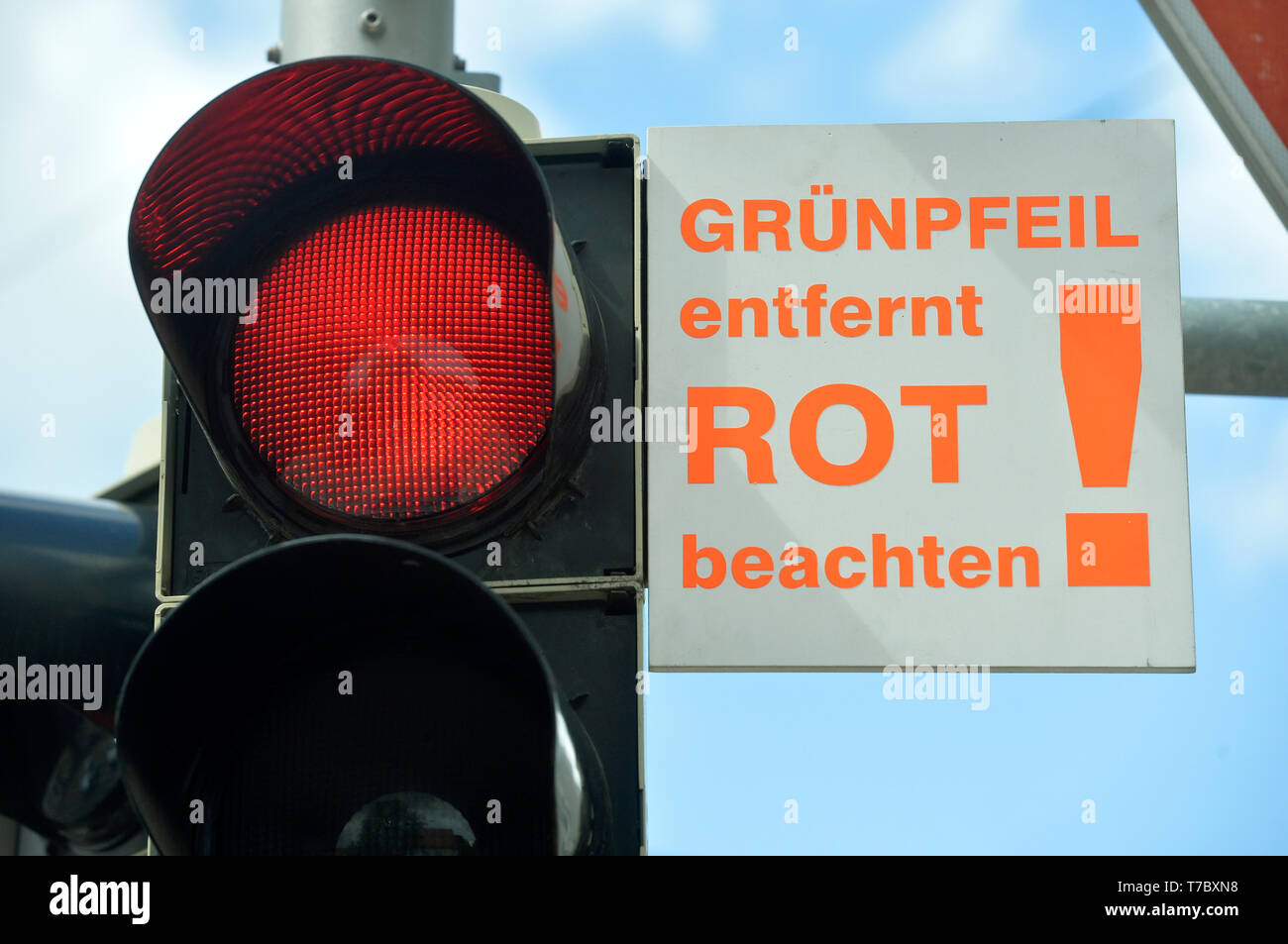Observing Traffic Signs Hi res Stock Photography And Images Alamy Observing Traffic Signs Hi res Stock Photography And Images Alamy