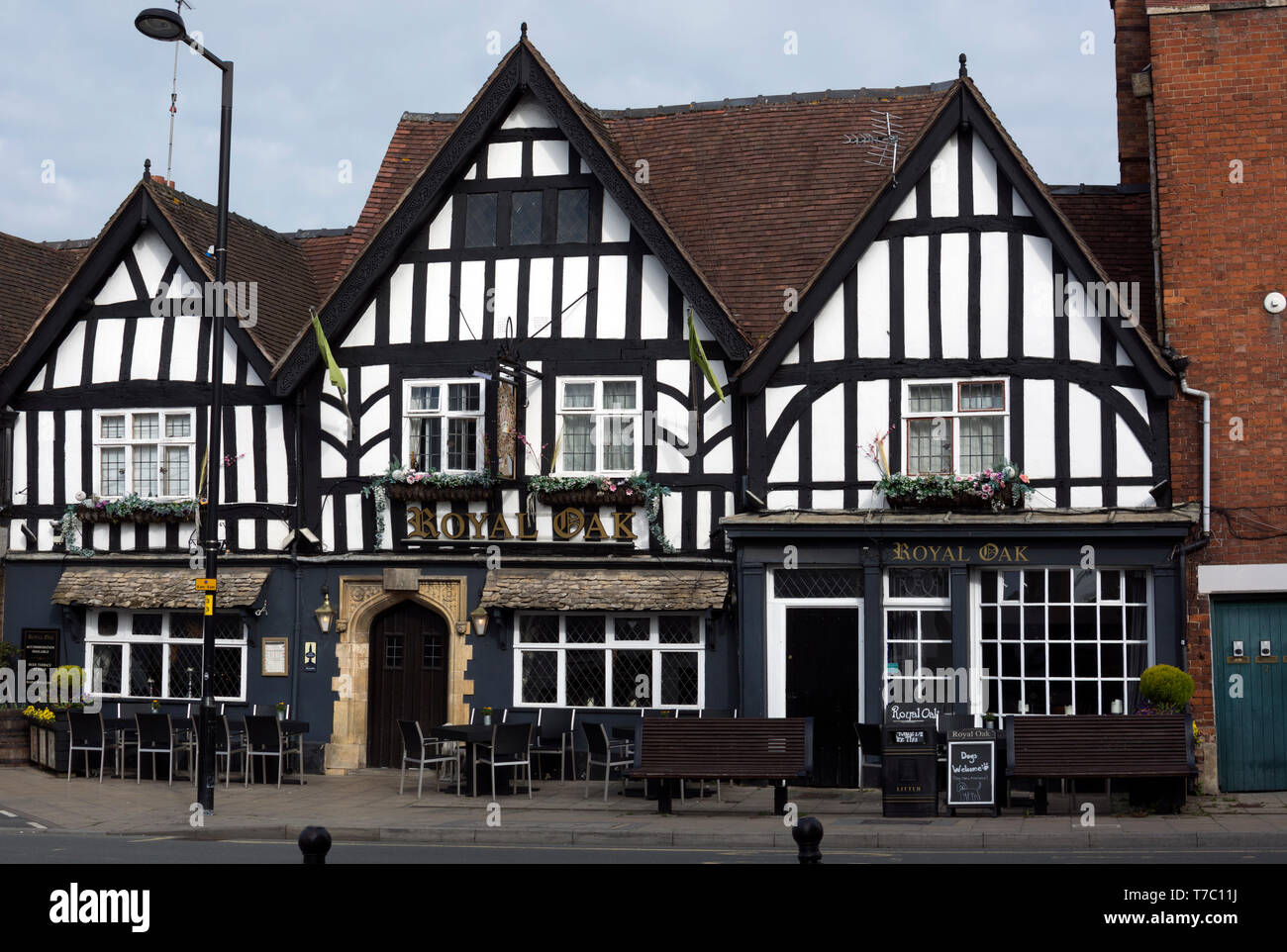 Evesham town centre hi-res stock photography and images - Alamy