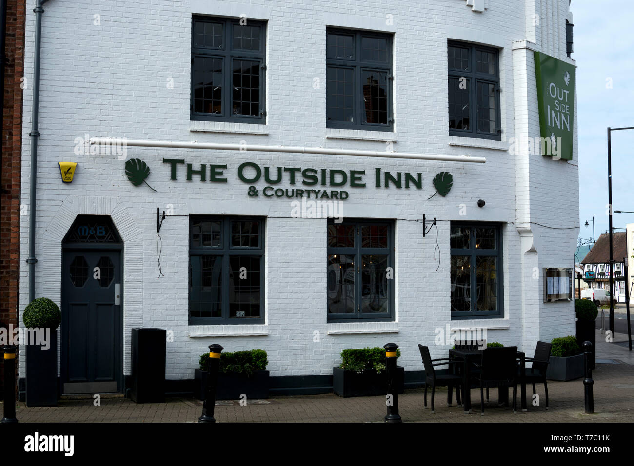 The Outside Inn, Evesham, Worcestershire, England, UK Stock Photo - Alamy