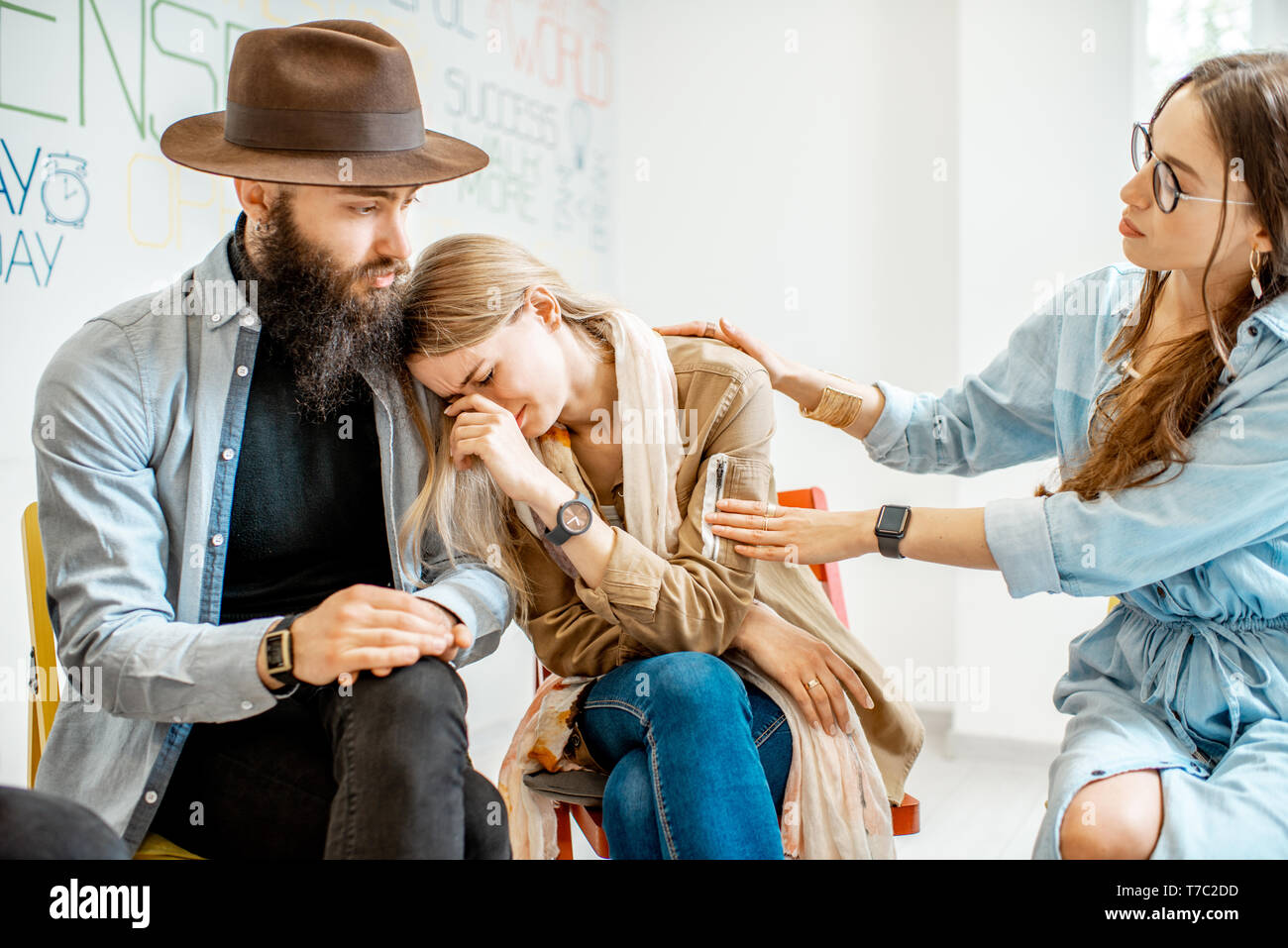Group of women talking crying hi-res stock photography and images - Alamy