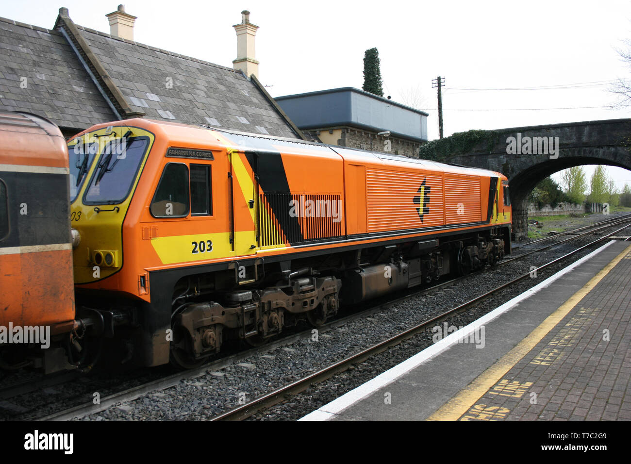 Newbridge station,Ireland, April 2008, an Iarnrod Eireann train service ...