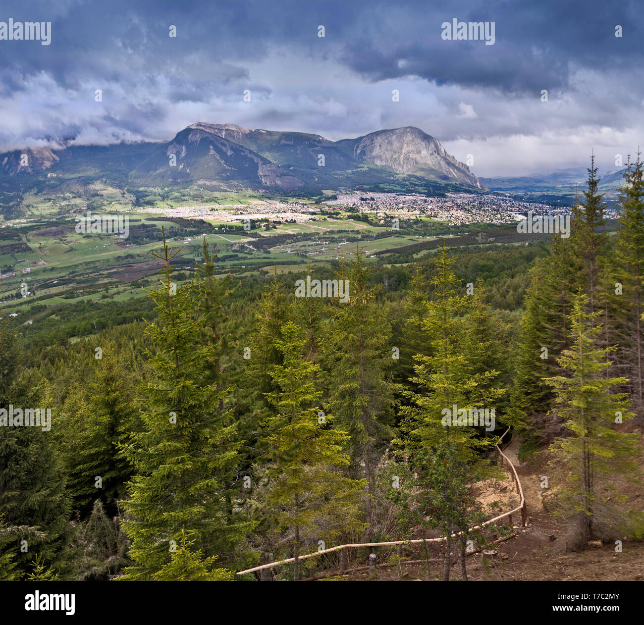 Peace river town and valley hi-res stock photography and images - Alamy