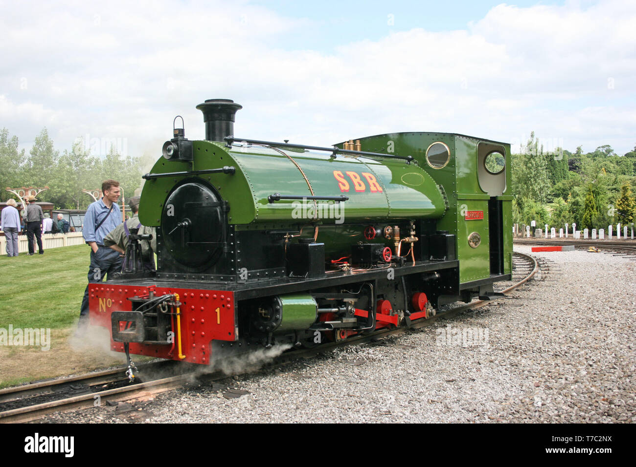 Statfold barn railway hi-res stock photography and images - Alamy