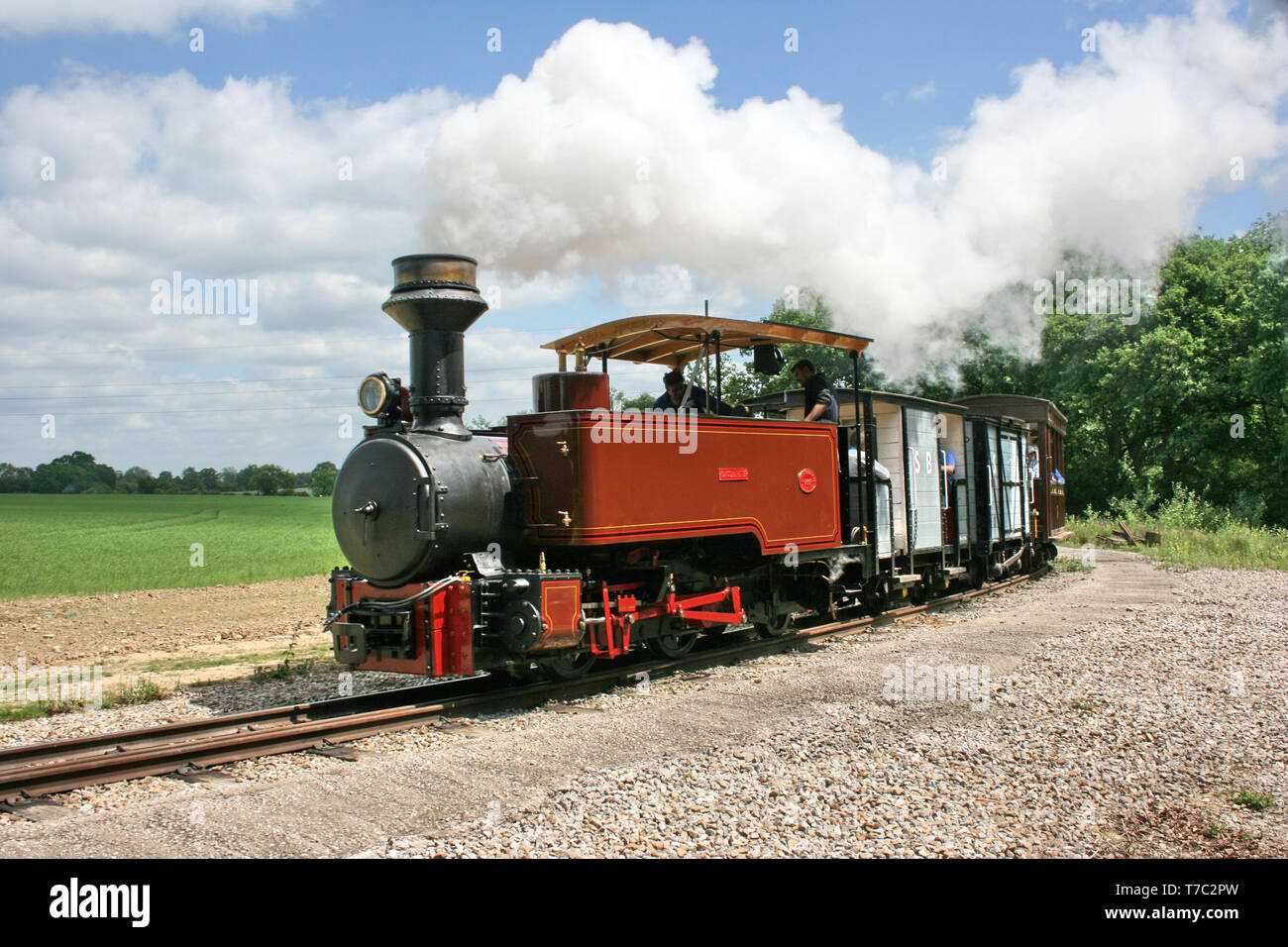 Statfold barn railway hi-res stock photography and images - Alamy