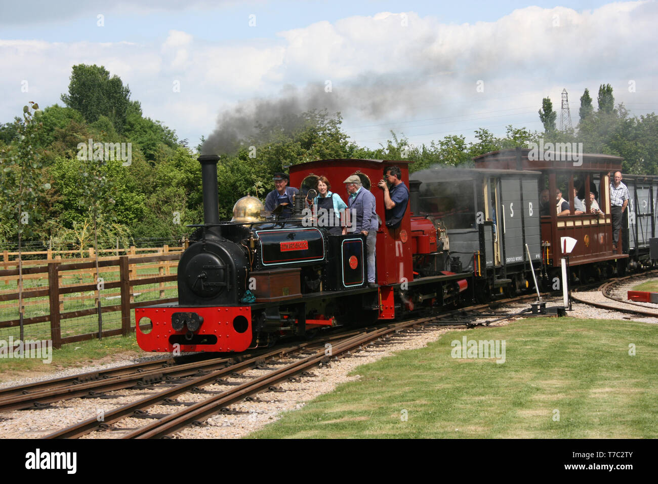 Statfold railway hi-res stock photography and images - Alamy
