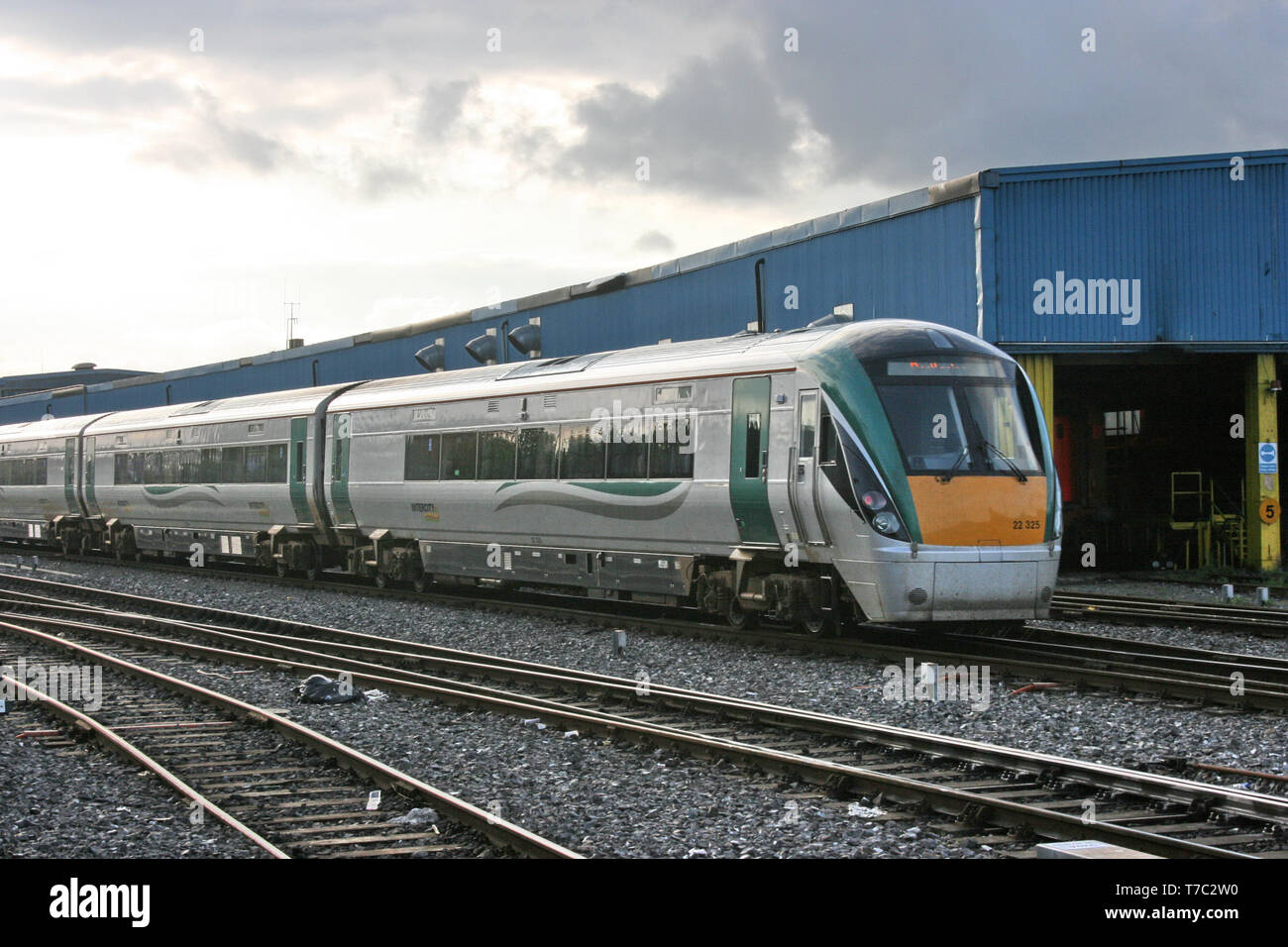 Dublin Heuston ,Ireland, April 2009, an Iarnrod Eireann train service ...