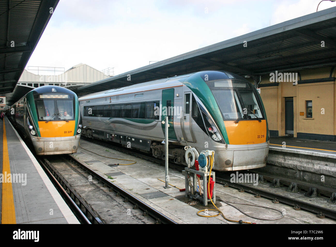 Dublin heuston railway station hi-res stock photography and images - Alamy