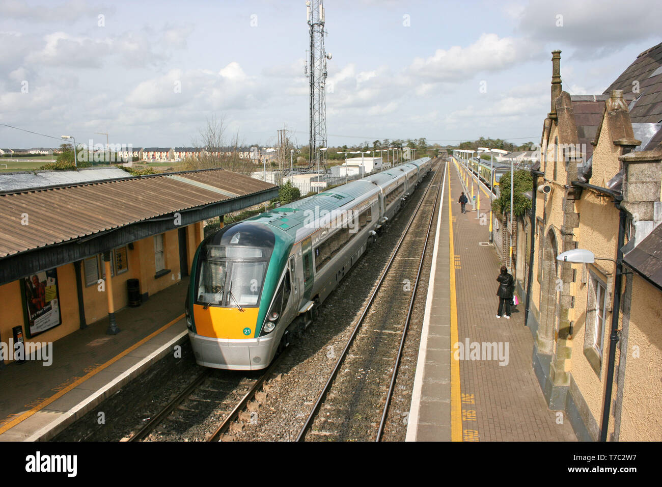 Newbridge station,Ireland, April 2008, an Iarnrod Eireann train service ...